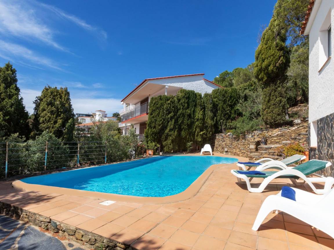 140 M² Maison De Vacances ∙ 1 Chambre ∙ 10 Personnes - Llançà