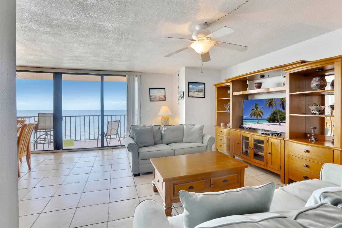 132 M² Condo ∙ 2 Bedrooms ∙ 6 Guests - Madeira Beach, FL