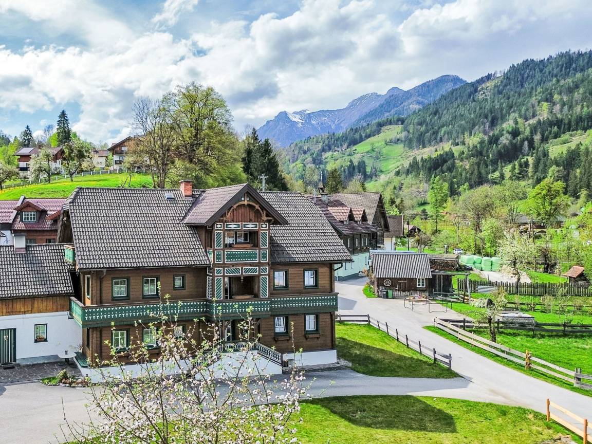 90 M² Ferienwohnung ∙ 2 Schlafzimmer ∙ 4 Gäste - Haus