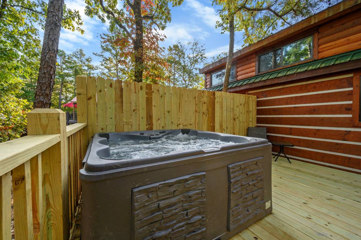 Cabin ∙ 1 Bedroom ∙ 4 Guests - Broken Bow Lake, OK
