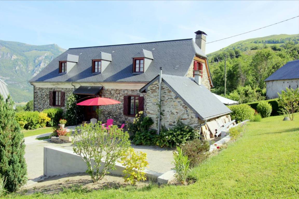 140 M² Mökki ∙ 4 Makuuhuonetta ∙ 7 Vierasta - Argelès-Gazost