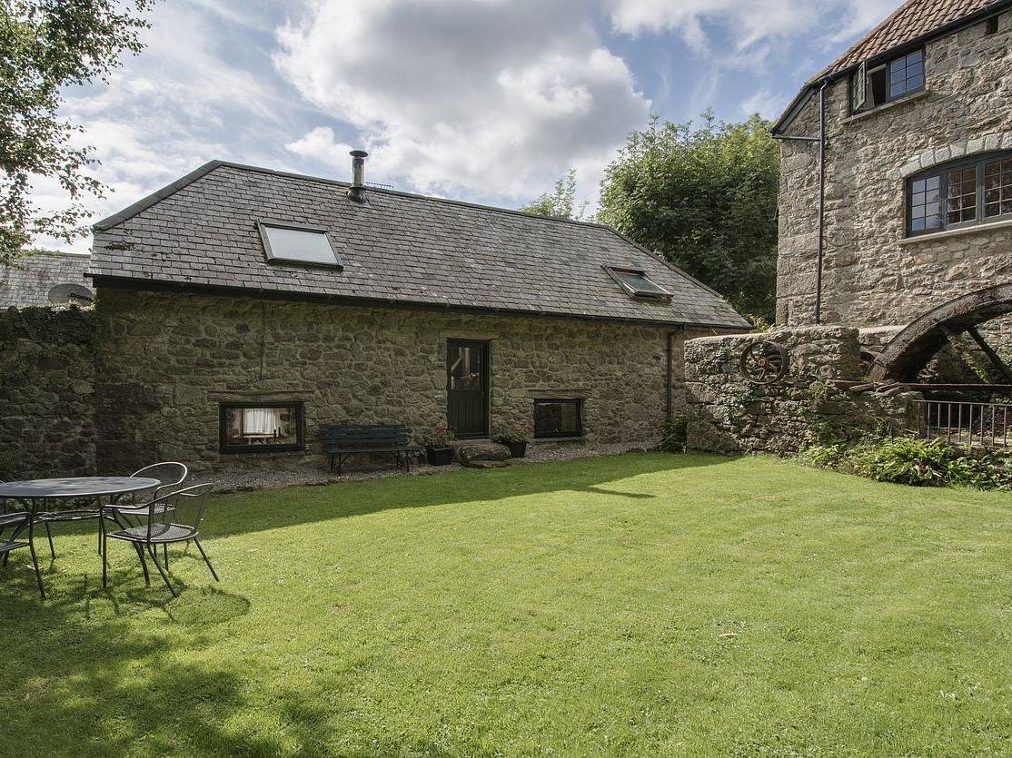 Cottage ∙ 2 Slaapkamers ∙ 4 Gasten - Lustleigh