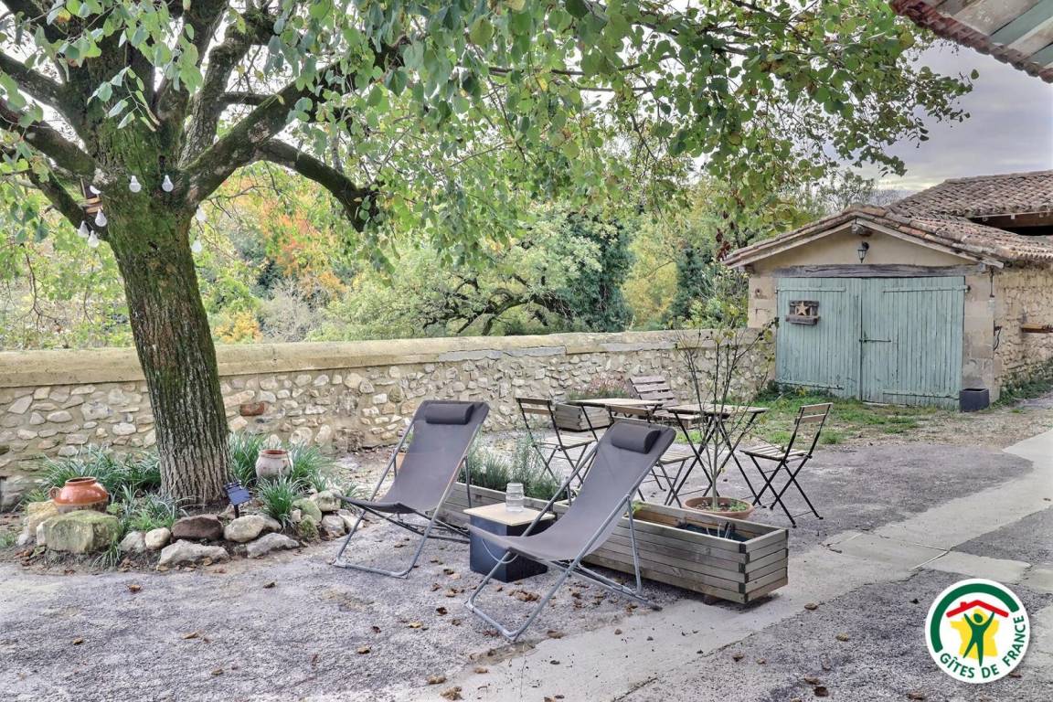 130 M² Gîte ∙ 4 Chambres ∙ 8 Personnes - Crest