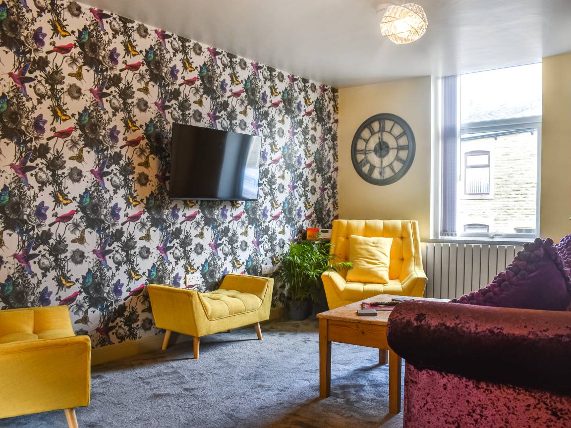 Cottage ∙ 3 Bedrooms ∙ 7 Guests - Burnley