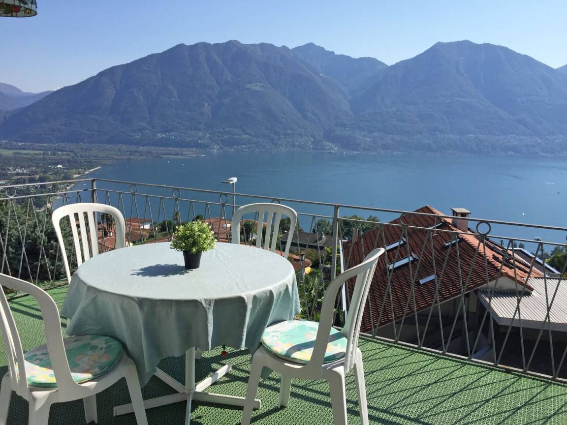 80 M² Appartement ∙ 3 Chambres ∙ 5 Personnes - Locarno