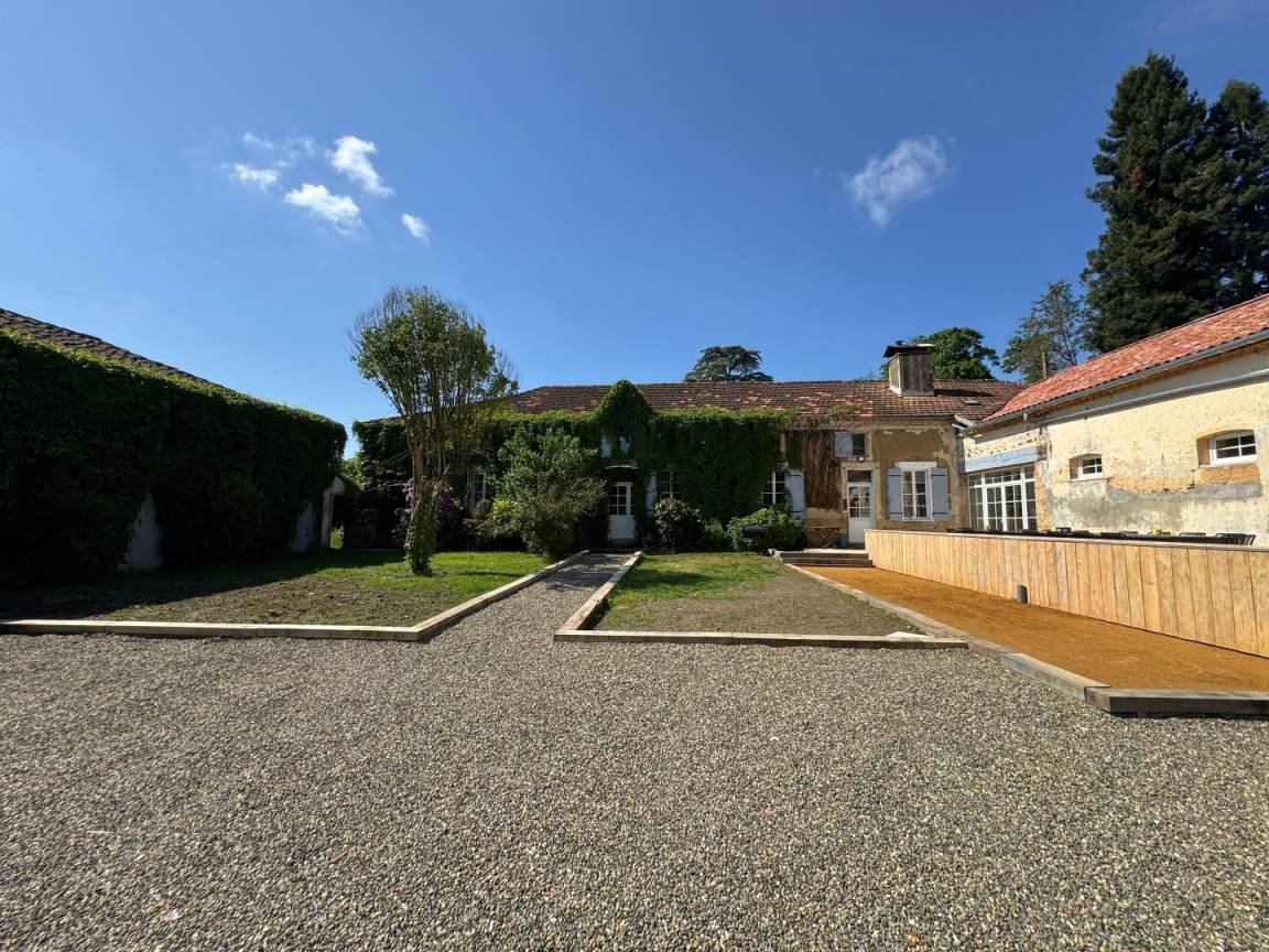 425 M² Gîte ∙ 9 Chambres ∙ 15 Personnes - Landes