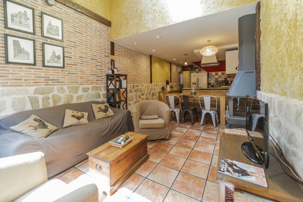180 M² Casa ∙ 4 Habitaciones ∙ 8 Huéspedes - Lerma