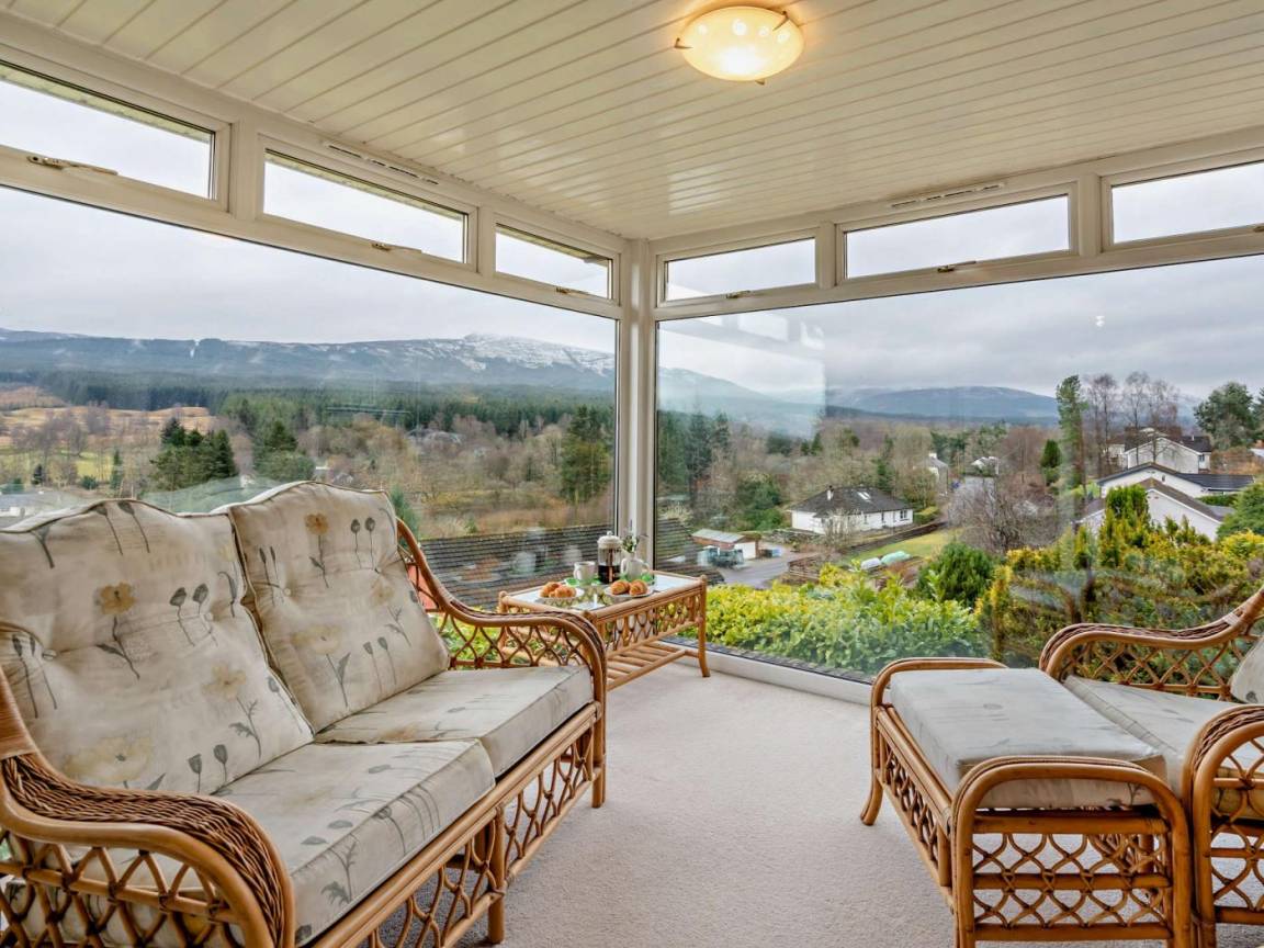 House ∙ 2 Bedrooms ∙ 4 Guests - Killin