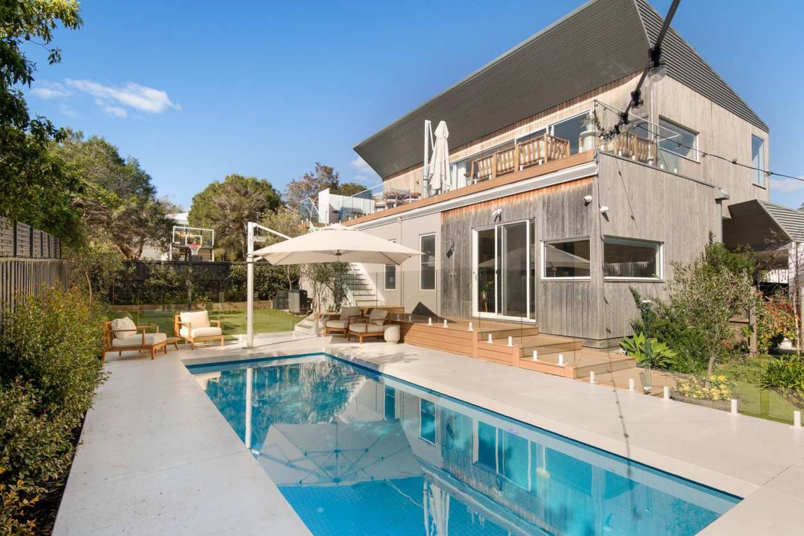 House ∙ 7 Bedrooms ∙ 16 Guests - Mornington