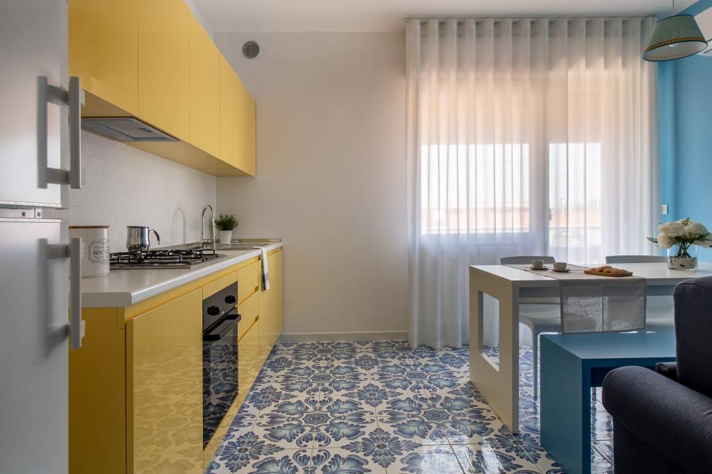 150 M² Ferienwohnung ∙ 2 Schlafzimmer ∙ 9 Gäste - Martinsicuro