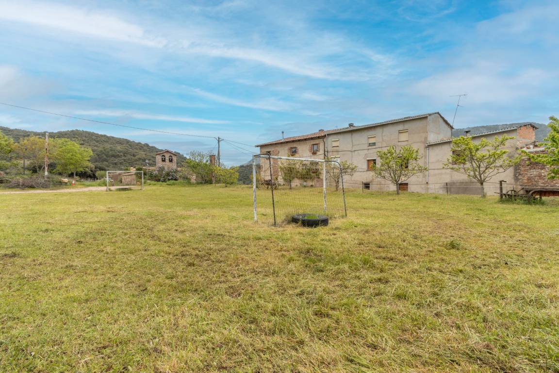 450 M² Huis ∙ 7 Slaapkamers ∙ 15 Gasten - La Pobla de Segur