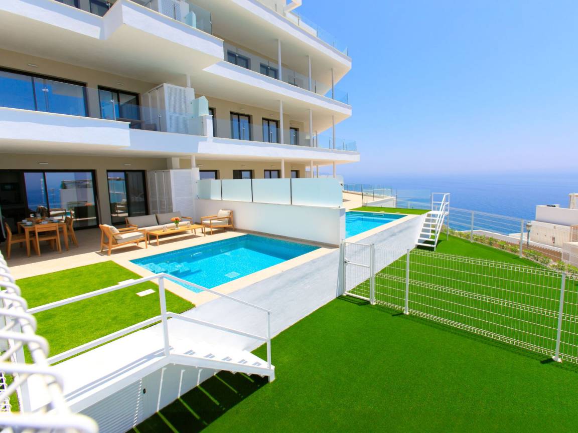 99 M² Ferienwohnung ∙ 2 Schlafzimmer ∙ 4 Gäste - Torrox