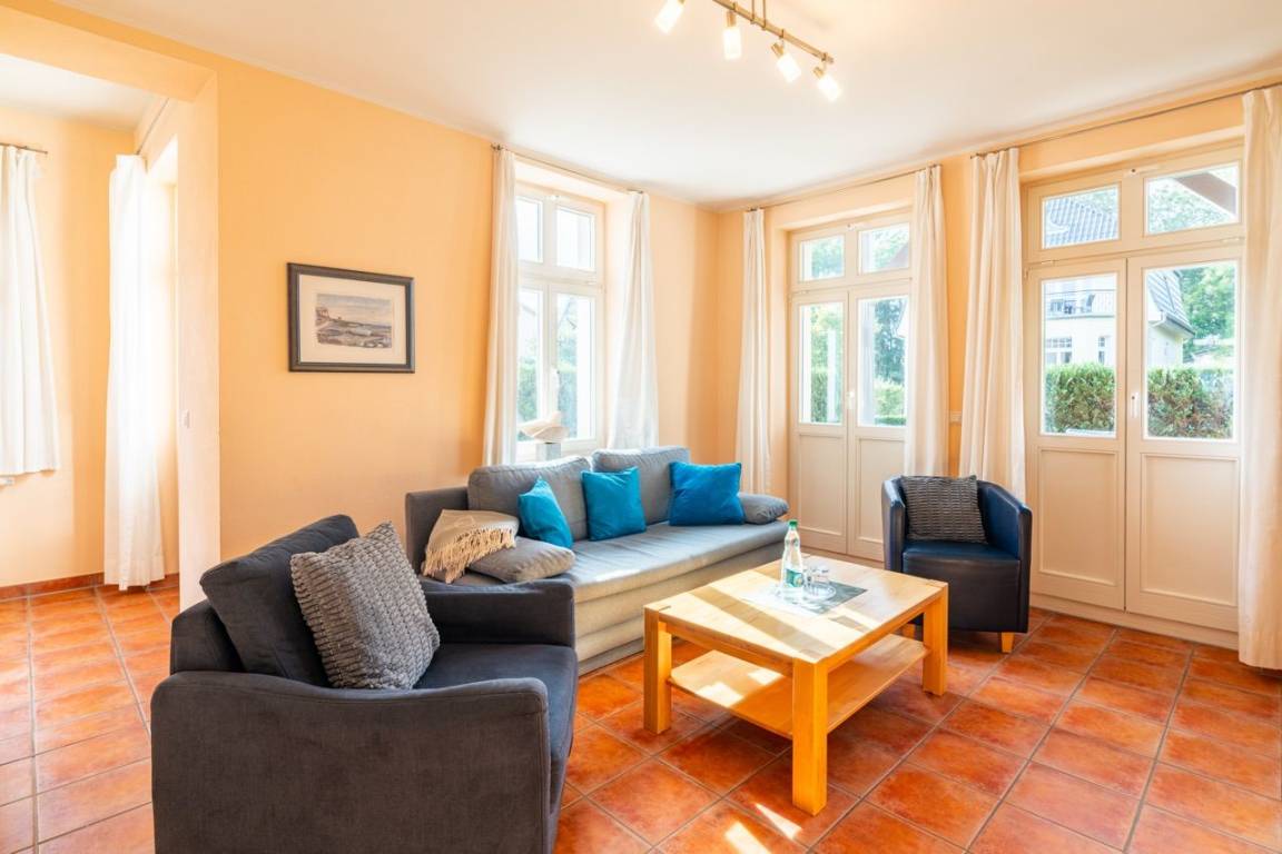 67 M² Ferienwohnung ∙ 1 Schlafzimmer ∙ 2 Gäste - Kühlungsborn
