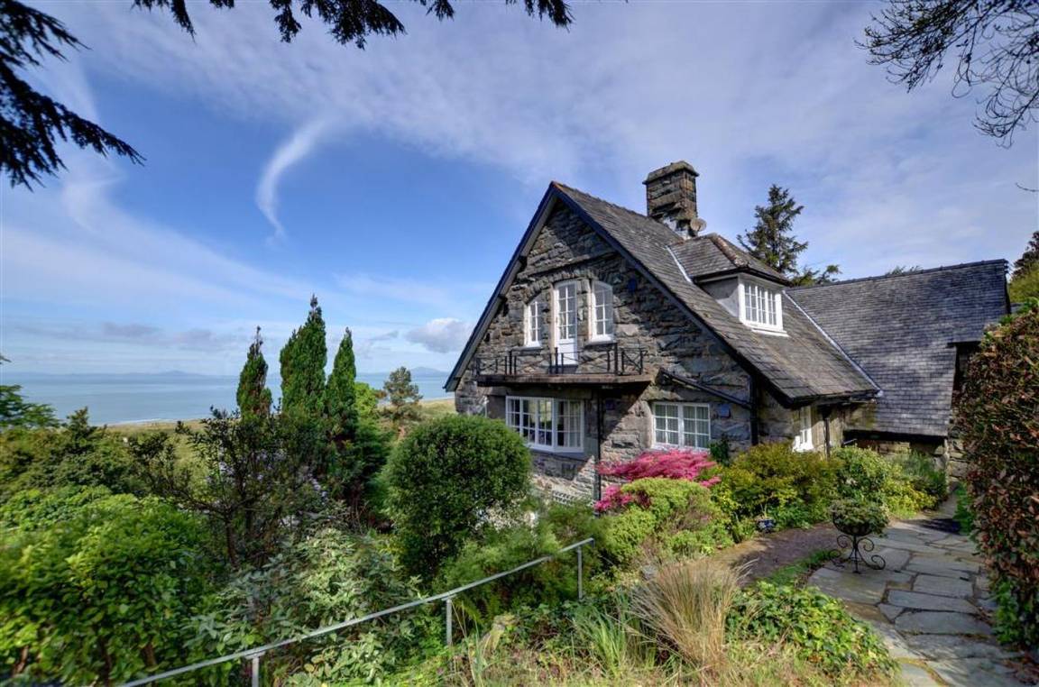 Cottage ∙ 2 Bedrooms ∙ 4 Guests - Harlech