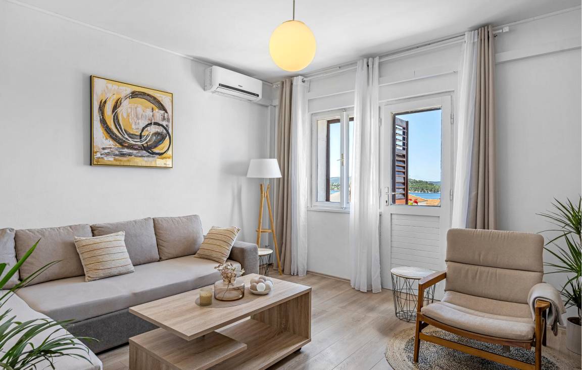 75 M² Appartement ∙ 2 Chambres ∙ 4 Personnes - Skradin