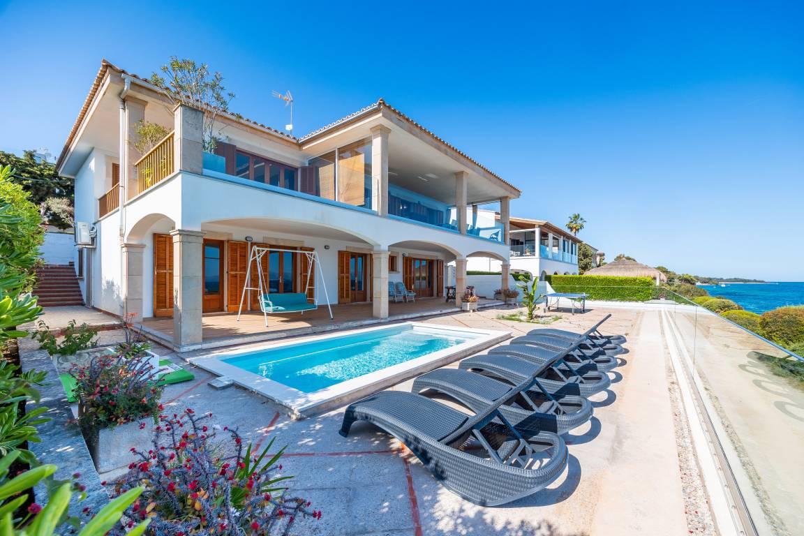 400 M² Villa ∙ 5 Bedrooms ∙ 10 Guests - Alcúdia