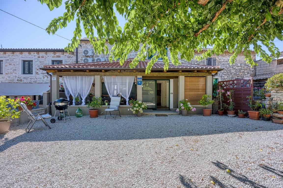 70 M² House ∙ 2 Bedrooms ∙ 4 Guests - Novigrad