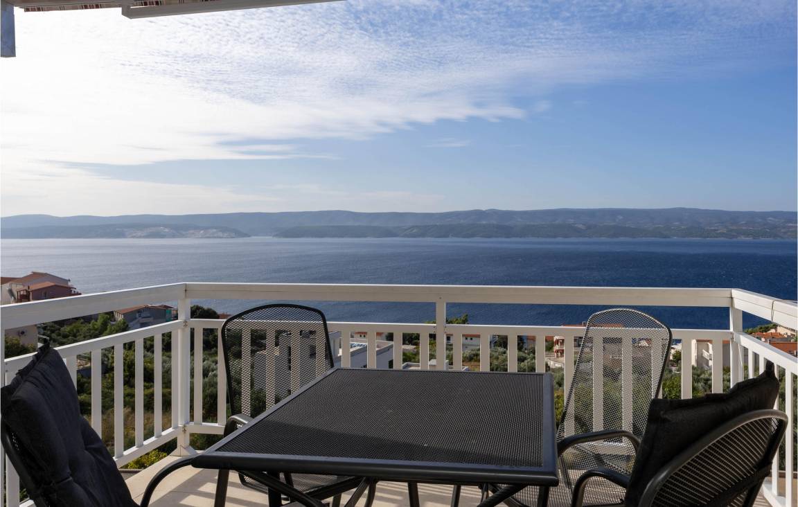 77 M² Ferienwohnung ∙ 2 Schlafzimmer ∙ 4 Gäste - Omiš