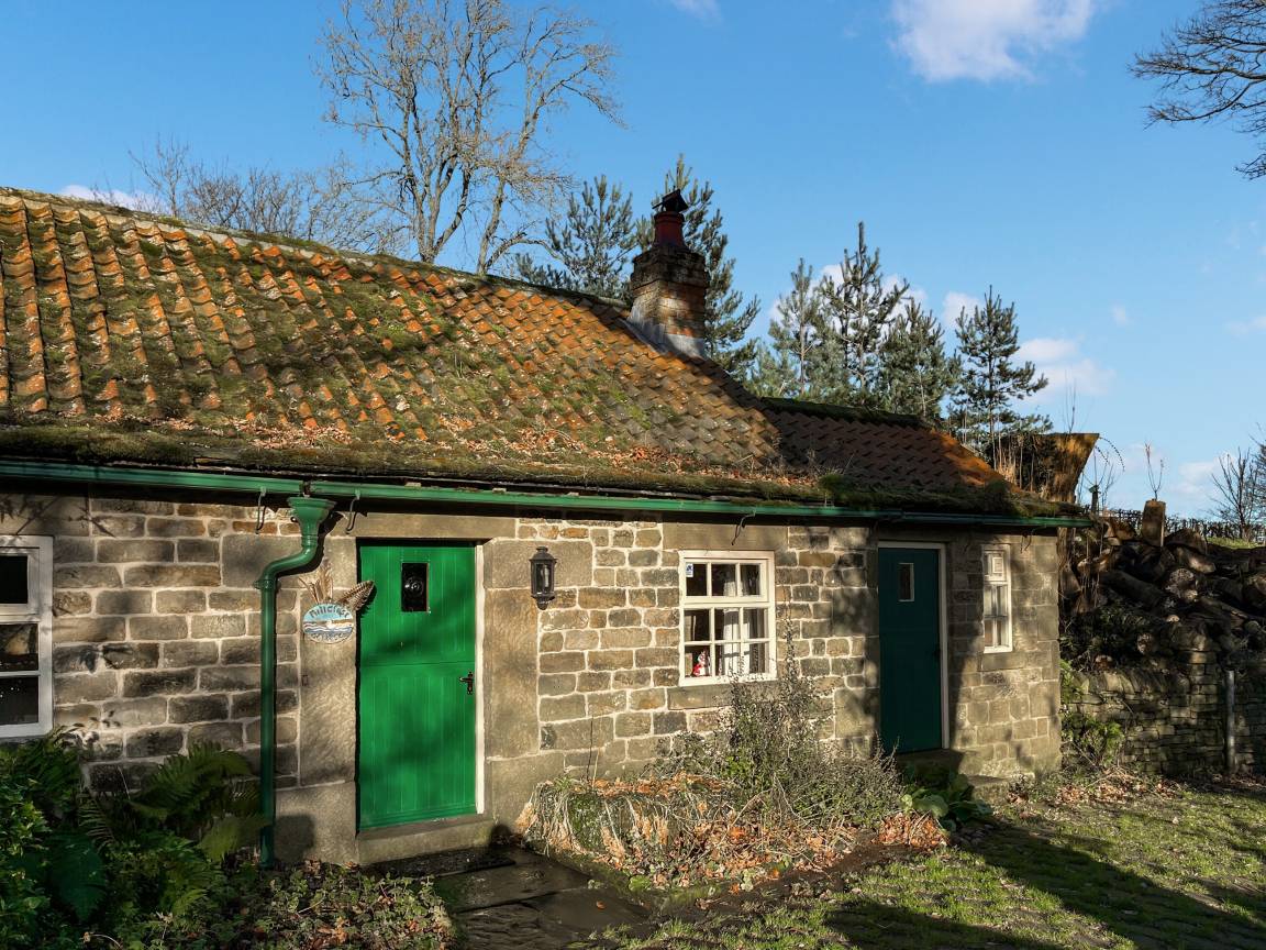 Cottage ∙ 2 Bedrooms ∙ 4 Guests - Chesterfield