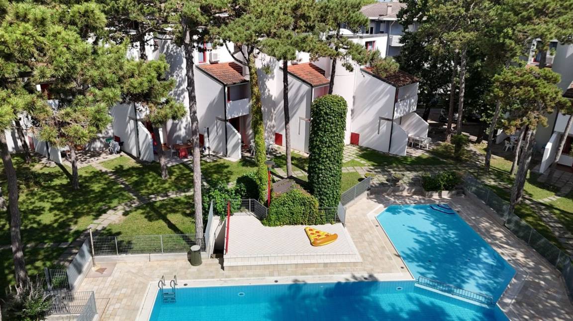 75 M² Apartment ∙ 4 Bedrooms ∙ 8 Guests - Lignano Sabbiadoro