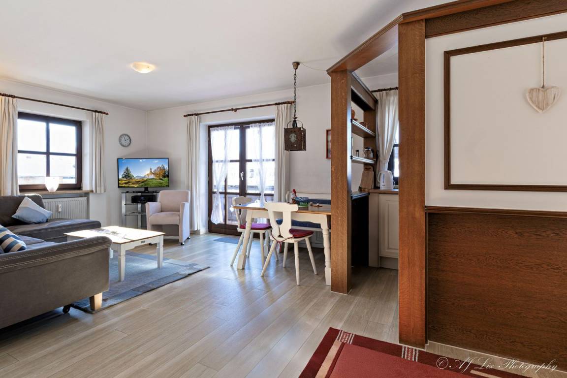 50 M² Ferienwohnung ∙ 1 Schlafzimmer ∙ 2 Gäste - Walchensee