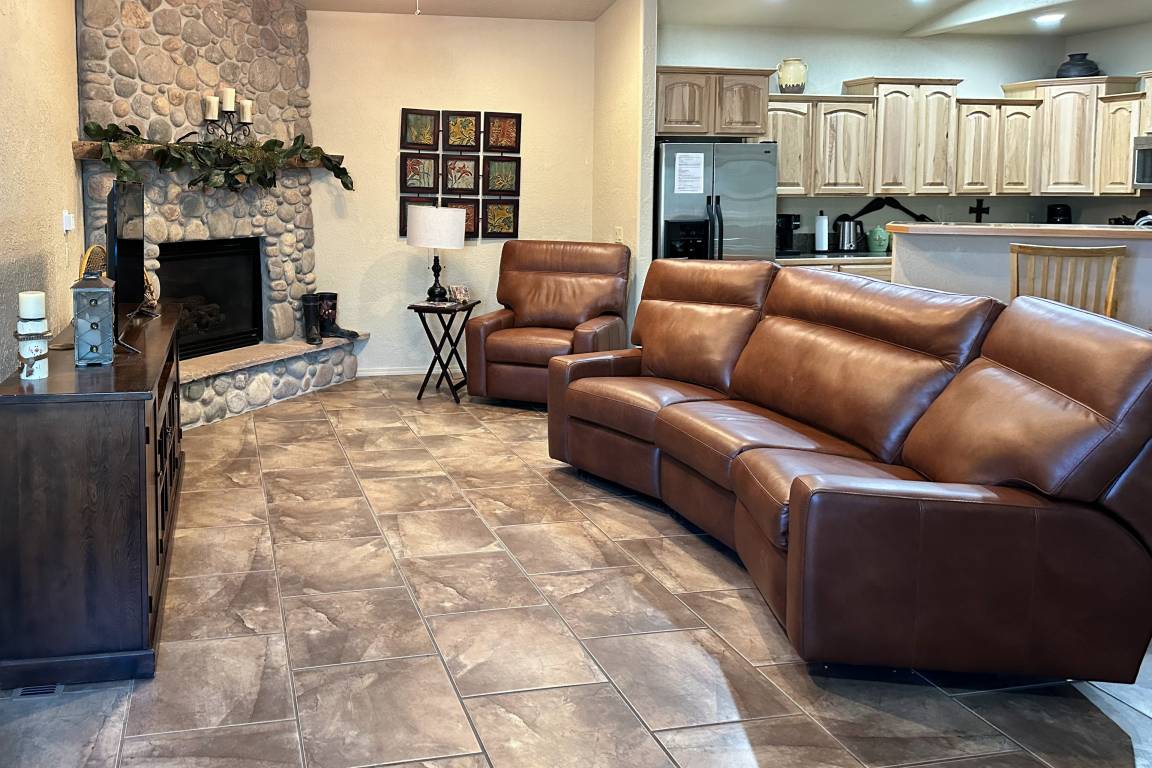 176 M² Apartment ∙ 3 Bedrooms ∙ 6 Guests - Pagosa Springs, CO