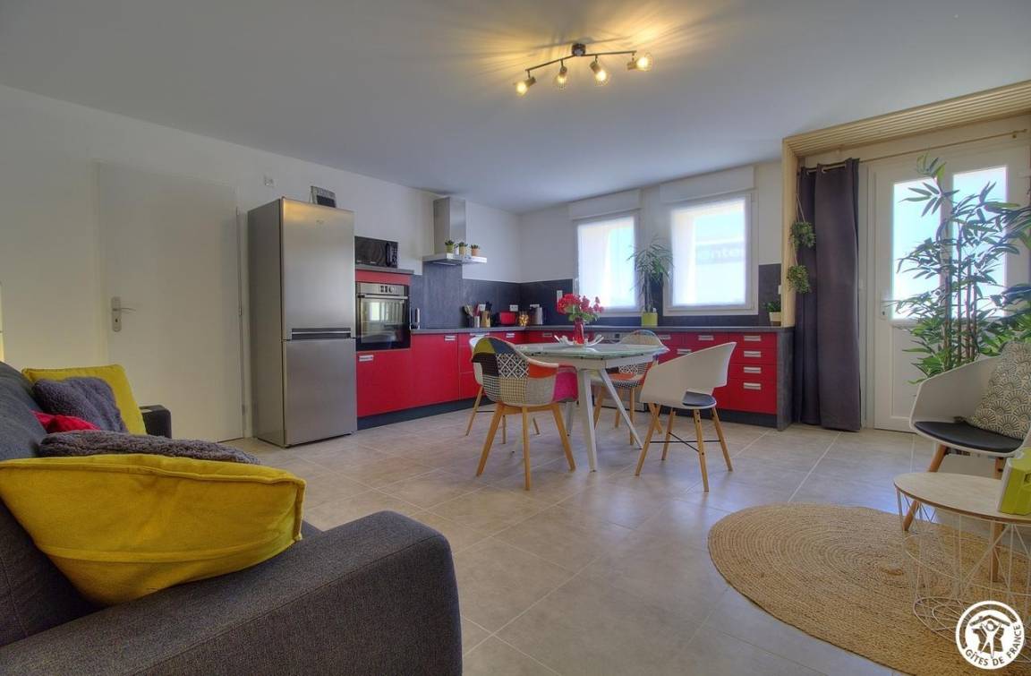 110 M² Gîte ∙ 2 Chambres ∙ 6 Personnes - Bourg-en-Bresse