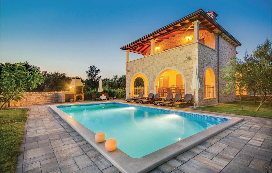 160 M² Ferienhaus ∙ 4 Schlafzimmer ∙ 8 Gäste - Malinska