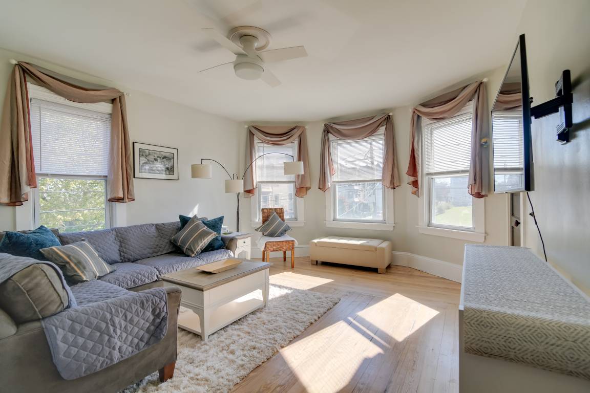 90 M² Ferienwohnung ∙ 3 Schlafzimmer ∙ 6 Gäste - Dartmouth, MA