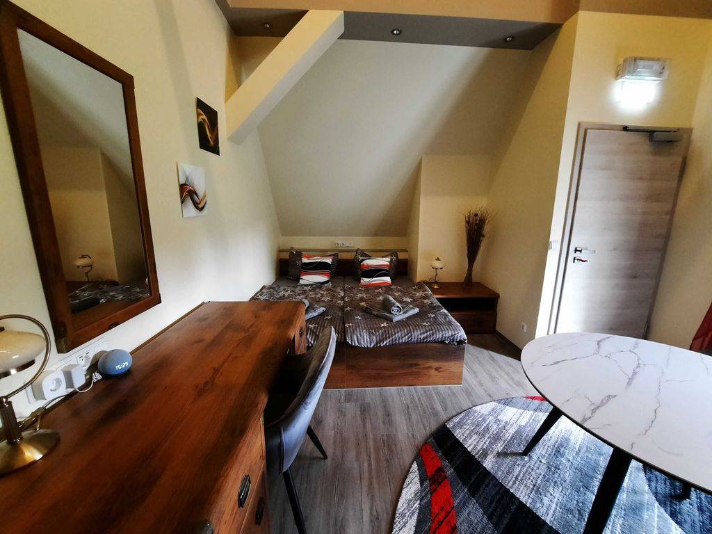 20 M² Wohnwagen ∙ 1 Schlafzimmer ∙ 2 Gäste - Brandenburg