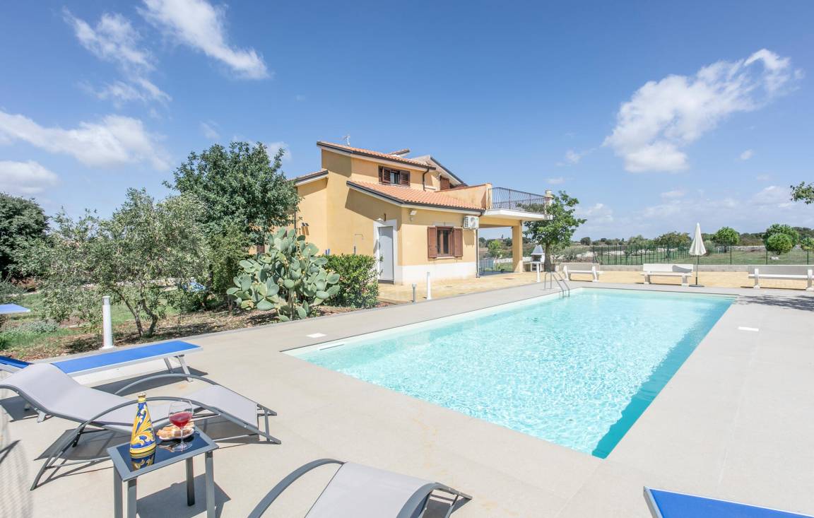 96 M² Casa ∙ 1 Habitación ∙ 6 Huéspedes - Pozzallo