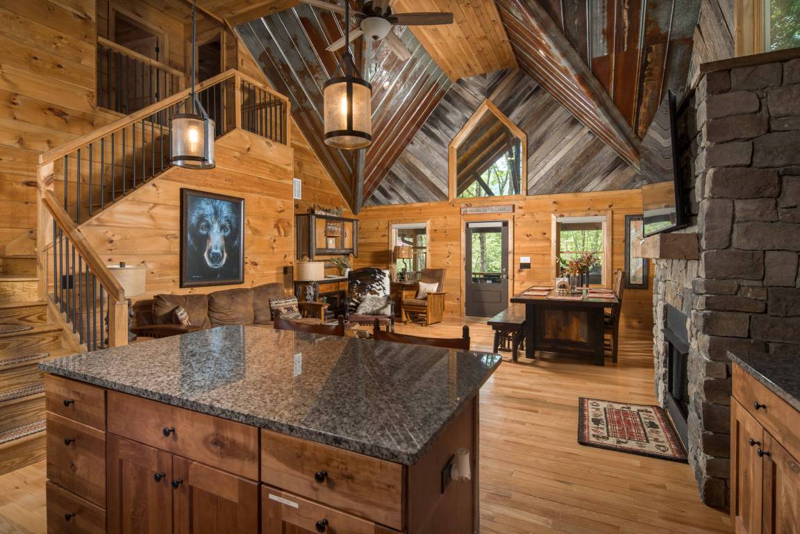 297 M² Cabin ∙ 4 Bedrooms ∙ 14 Guests - Sugar Mountain, NC