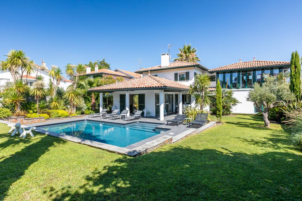 250 M² Villa ∙ 4 Schlafzimmer ∙ 8 Gäste - Anglet