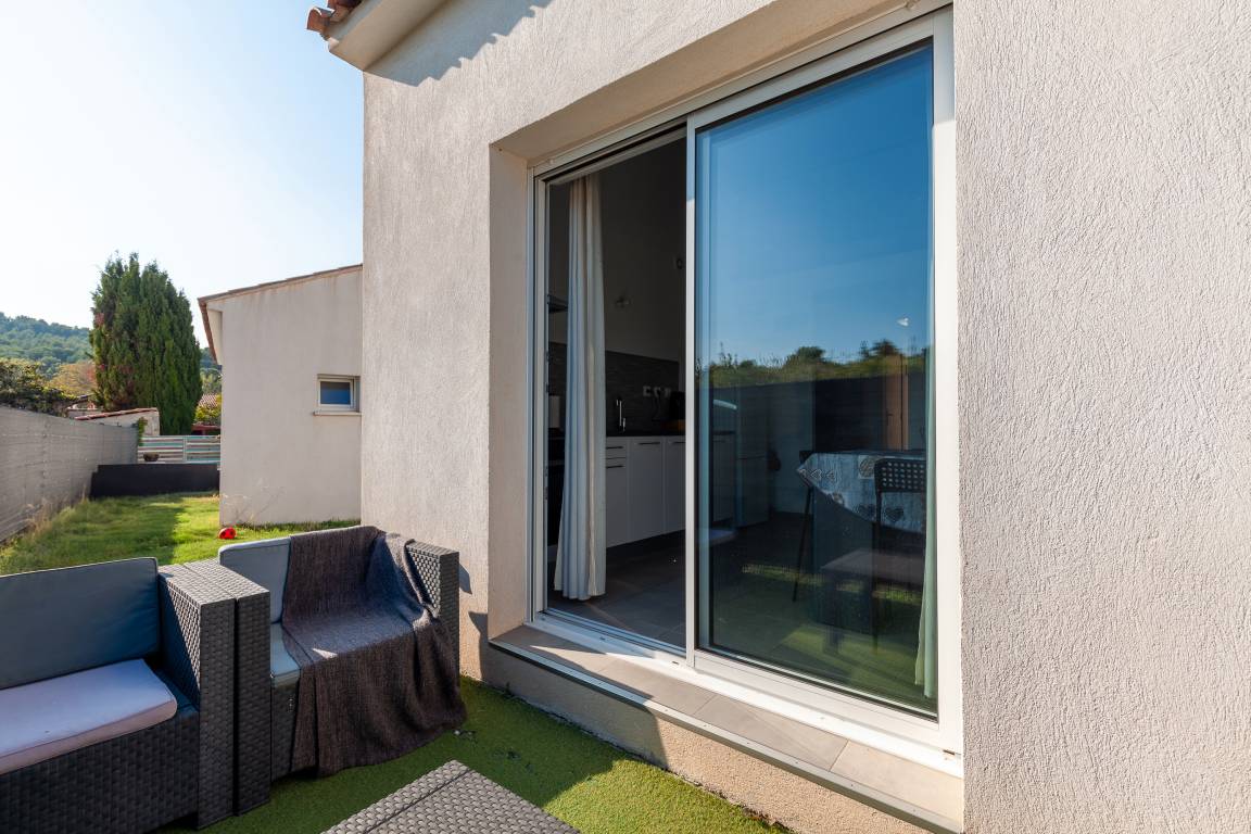 45 M² Maison De Vacances ∙ 2 Chambres ∙ 5 Personnes - Miramas