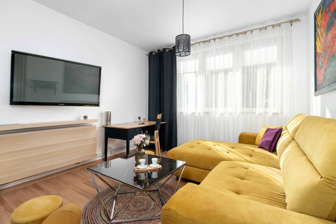98 M² Huis ∙ 2 Slaapkamers ∙ 6 Gasten - Poznań