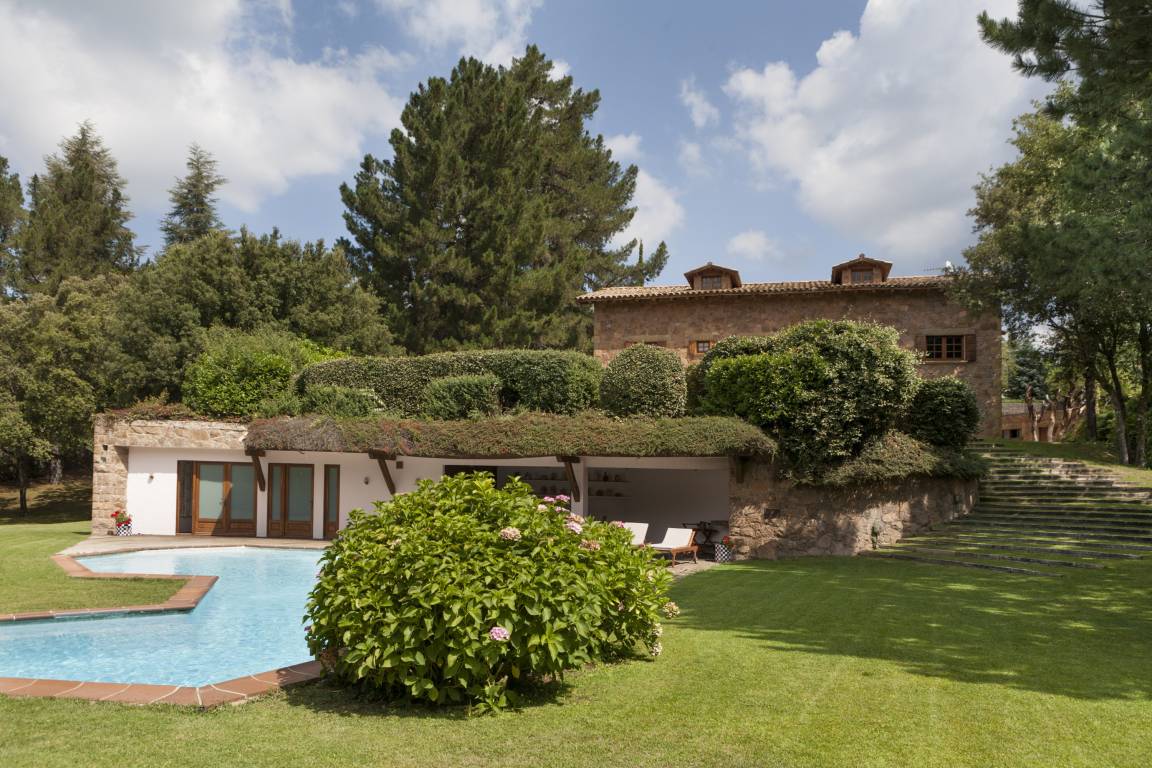 650 M² House ∙ 7 Bedrooms ∙ 14 Guests - Vic