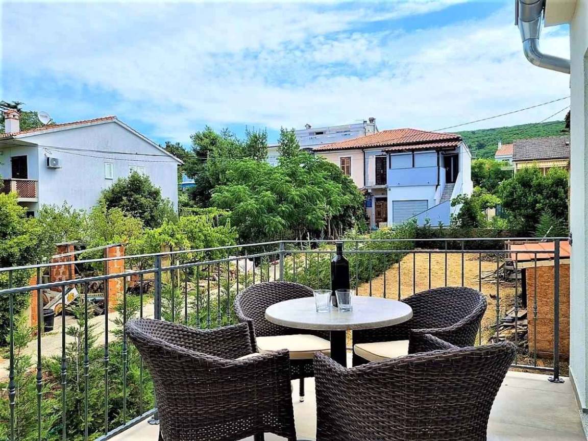 68 M² Apartment ∙ 1 Bedroom ∙ 4 Guests - Punat