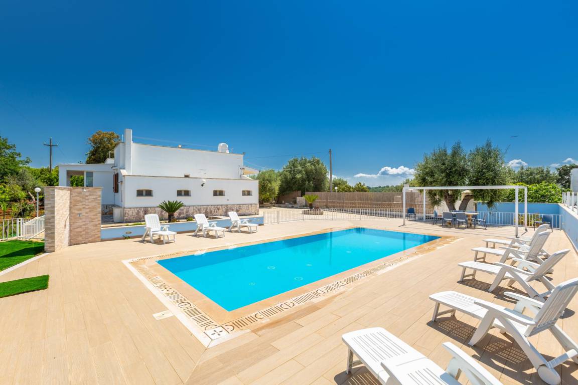 180 M² Willa ∙ 4 Sypialnie ∙ 8 Gości - Apulia