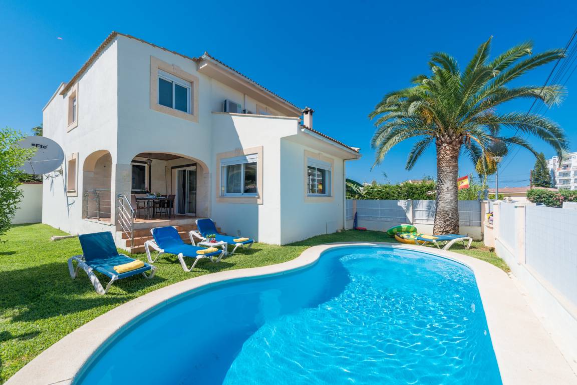170 M² Villa ∙ 4 Schlafzimmer ∙ 8 Gäste - Majorque
