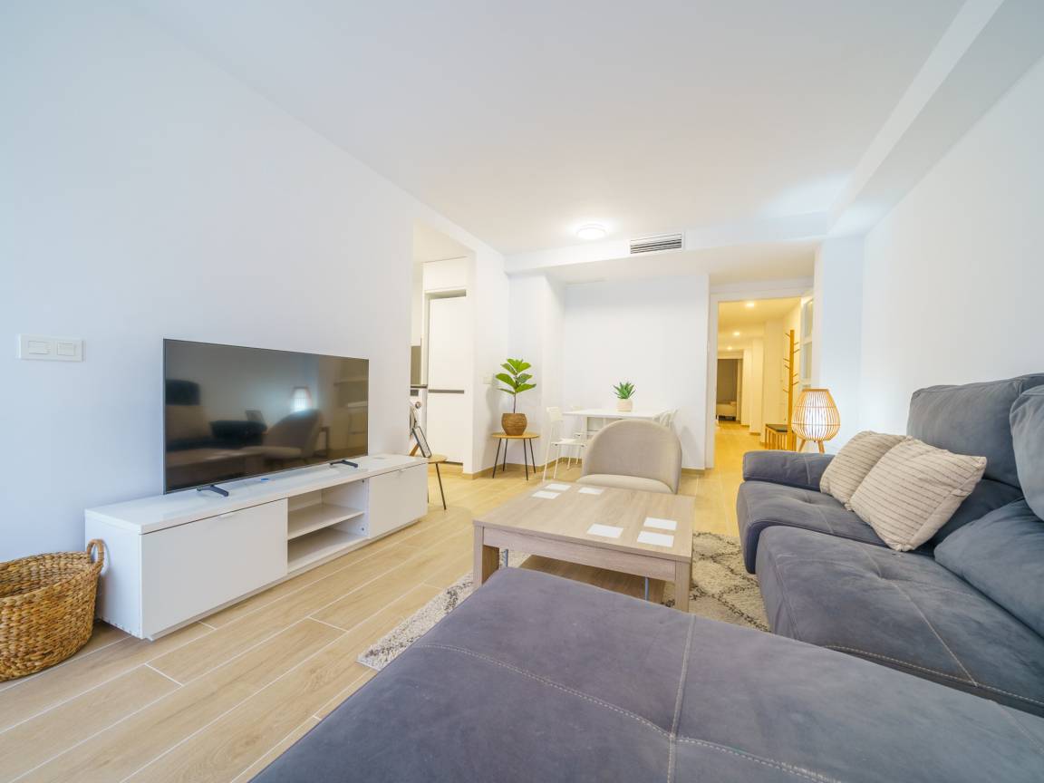 89 M² Apartamento ∙ 3 Habitaciones ∙ 5 Huéspedes - Calella