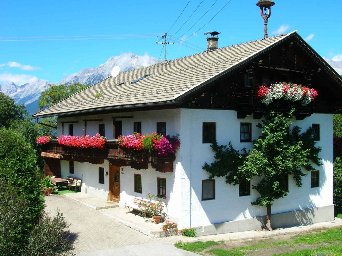 52 M² Ferienwohnung ∙ 2 Schlafzimmer ∙ 5 Gäste - Schwaz