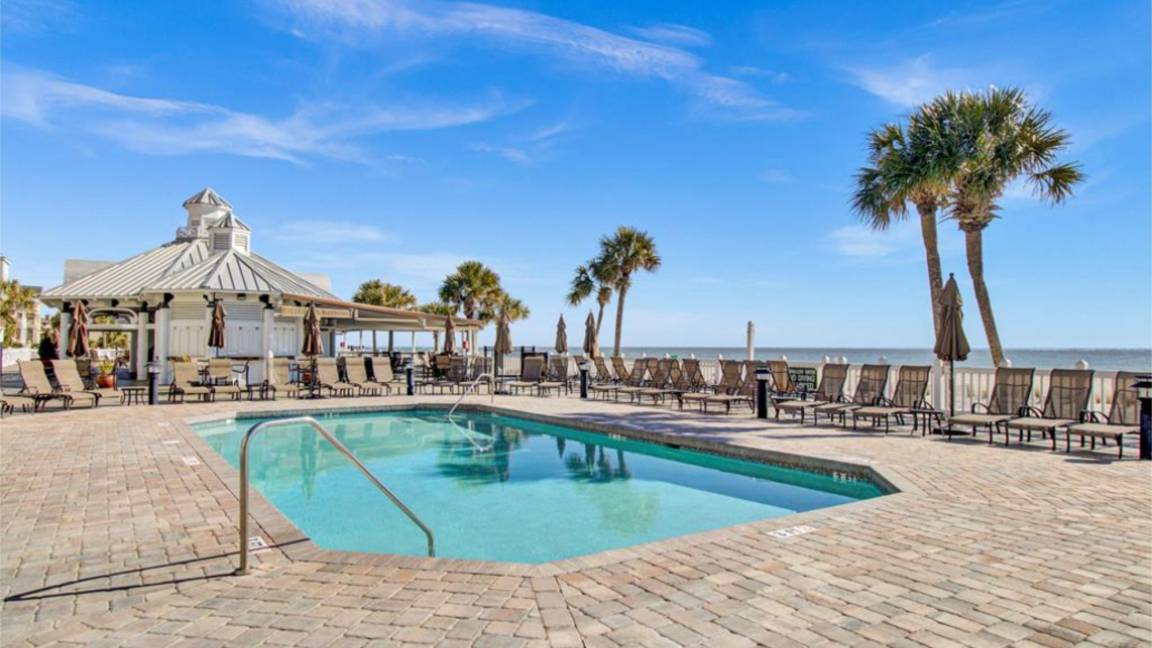 215 M² House ∙ 4 Bedrooms ∙ 8 Guests - Isle of Palms, SC