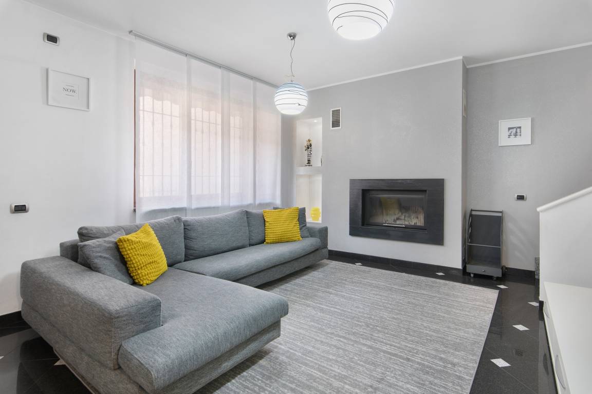 110 M² Villa ∙ 3 Chambres ∙ 6 Personnes - Limbiate