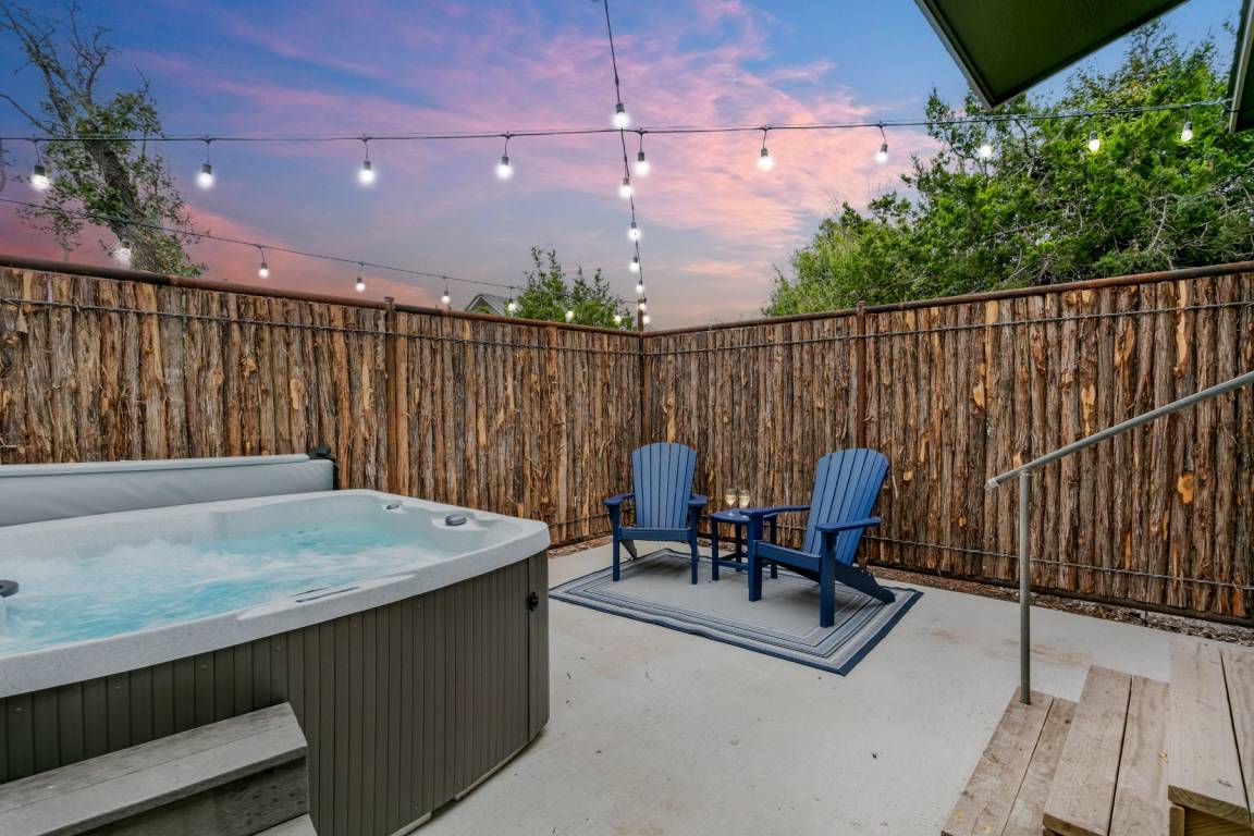 Cabin ∙ 1 Bedroom ∙ 2 Guests - Texas