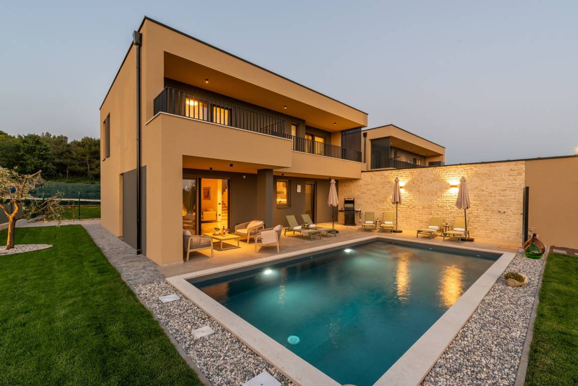 170 M² Villa ∙ 3 Schlafzimmer ∙ 6 Gäste - Novigrad