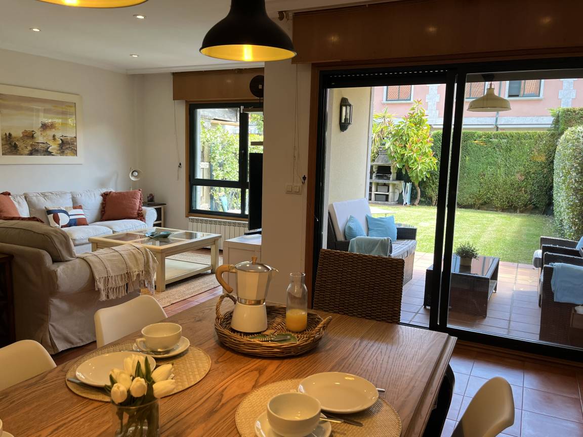 Chalet ∙ 5 Bedrooms ∙ 8 Guests - Nigrán