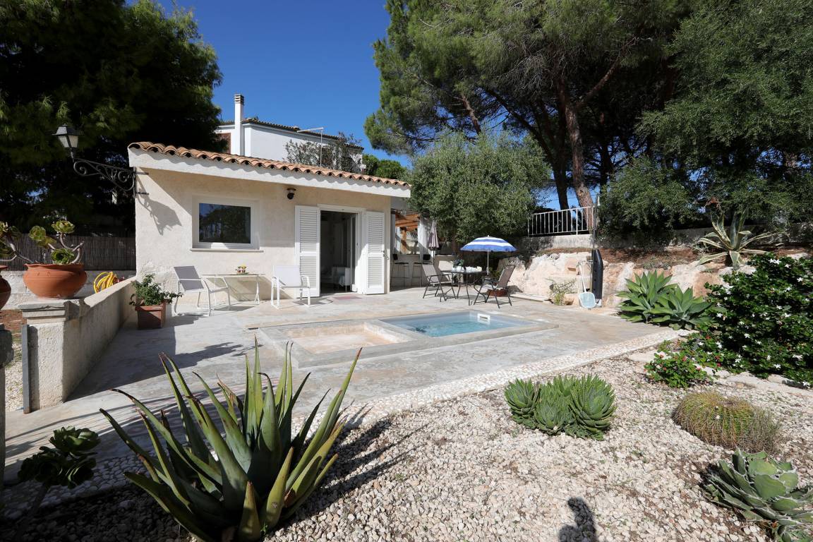 40 M² House ∙ 1 Bedroom ∙ 2 Guests - Syracuse
