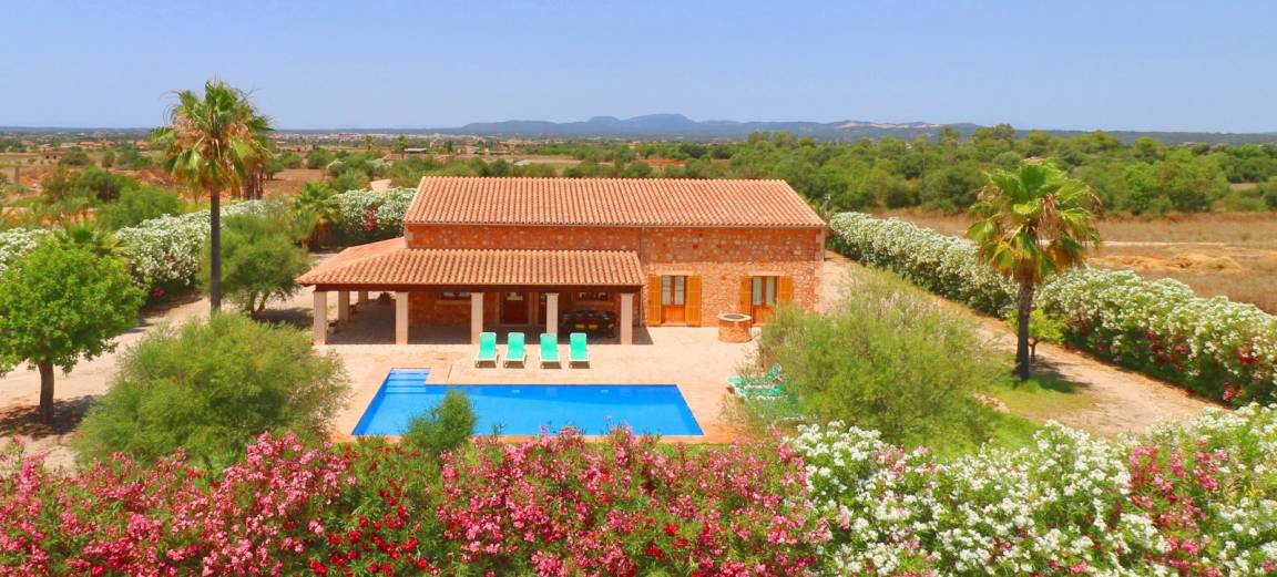 250 M² Finca ∙ 4 Schlafzimmer ∙ 8 Gäste - Ses Salines
