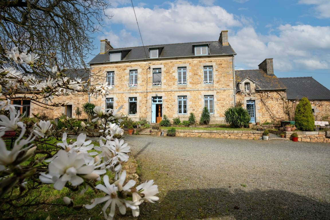 150 M² Maison De Vacances ∙ 3 Chambres ∙ 8 Personnes - Côtes-d'Armor