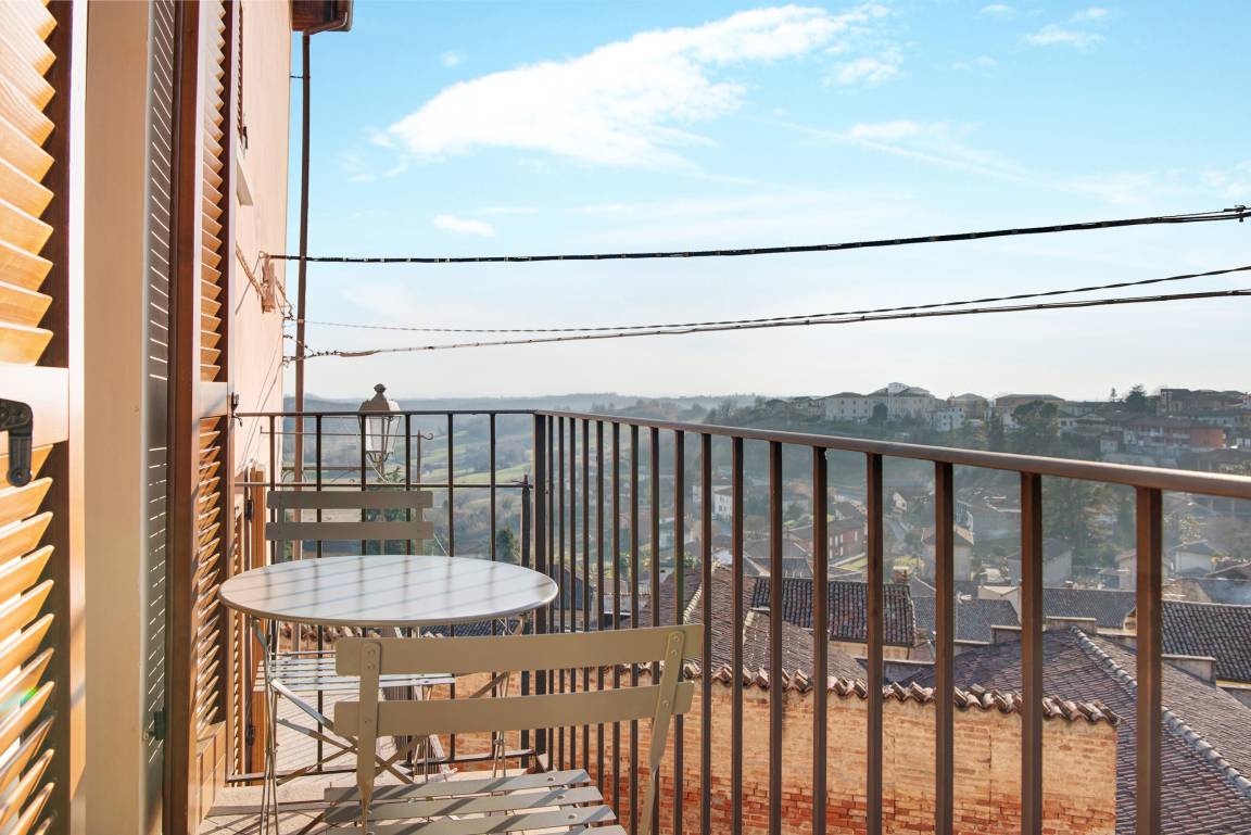 95 M² Casa ∙ 3 Habitaciones ∙ 6 Huéspedes - Asti